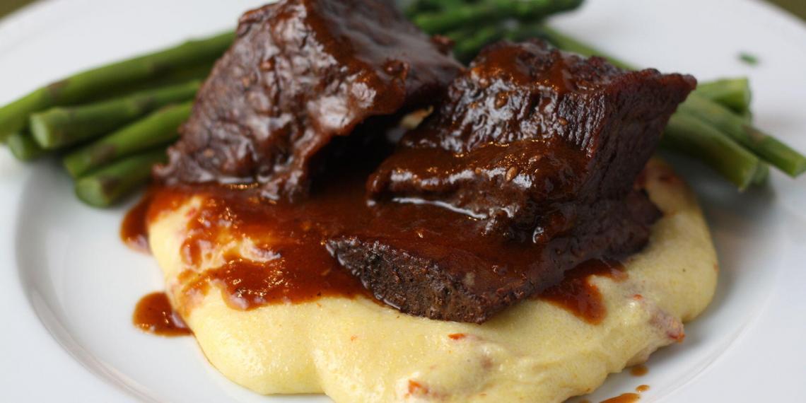 Braised Short Ribs a Hearty Recipe for Autumn - Perfectly Provence