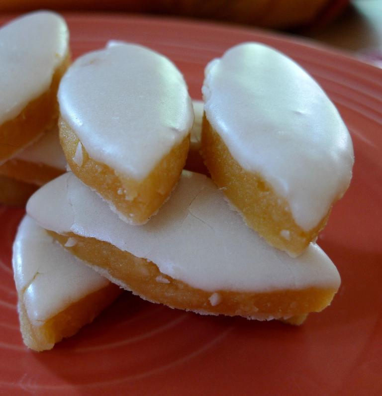 Calisson d’Aix the Sweet Almond Candy of Provence - Perfectly Provence