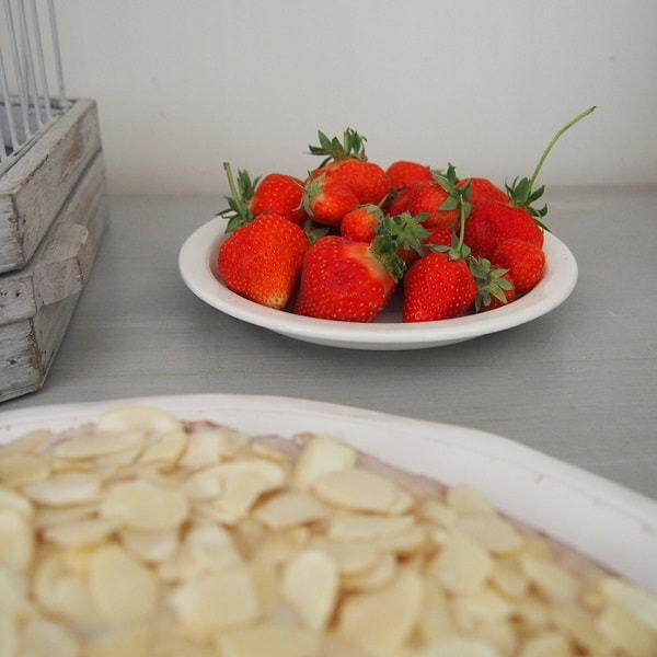 Le Colombier the Traditional Provencal Cake of Pentecost - Perfectly ...