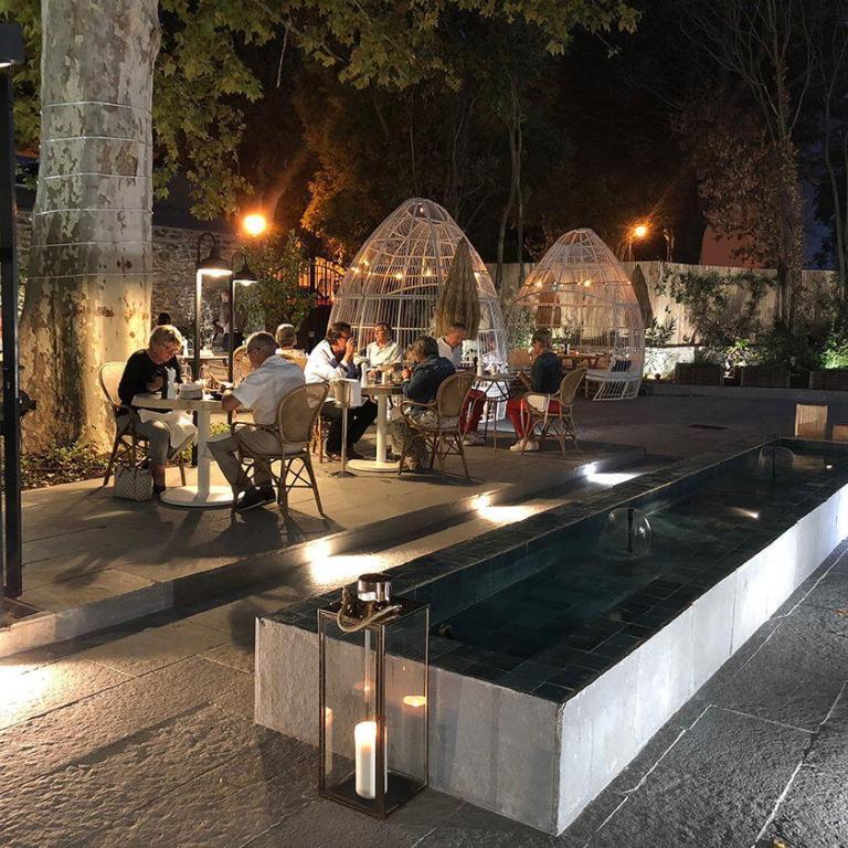 Hotel Le Saint-Remy Delivers Cool 5-Star Luxury in Town - Perfectly ...