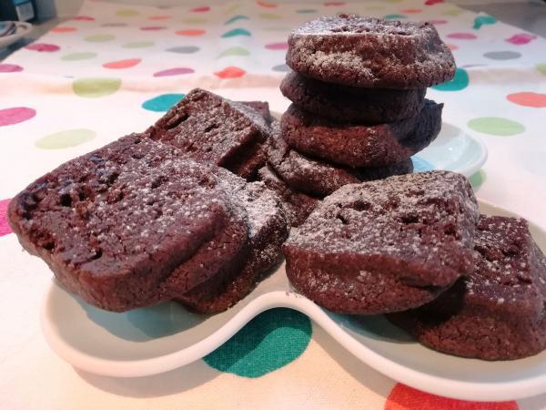 Chocolate Sea Salt Shortbread Cookies - Perfectly Provence
