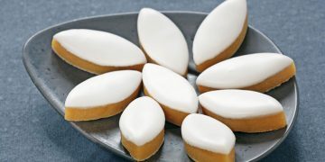 Recipe for Calisson d'Aix a Traditional Sweet - Perfectly Provence