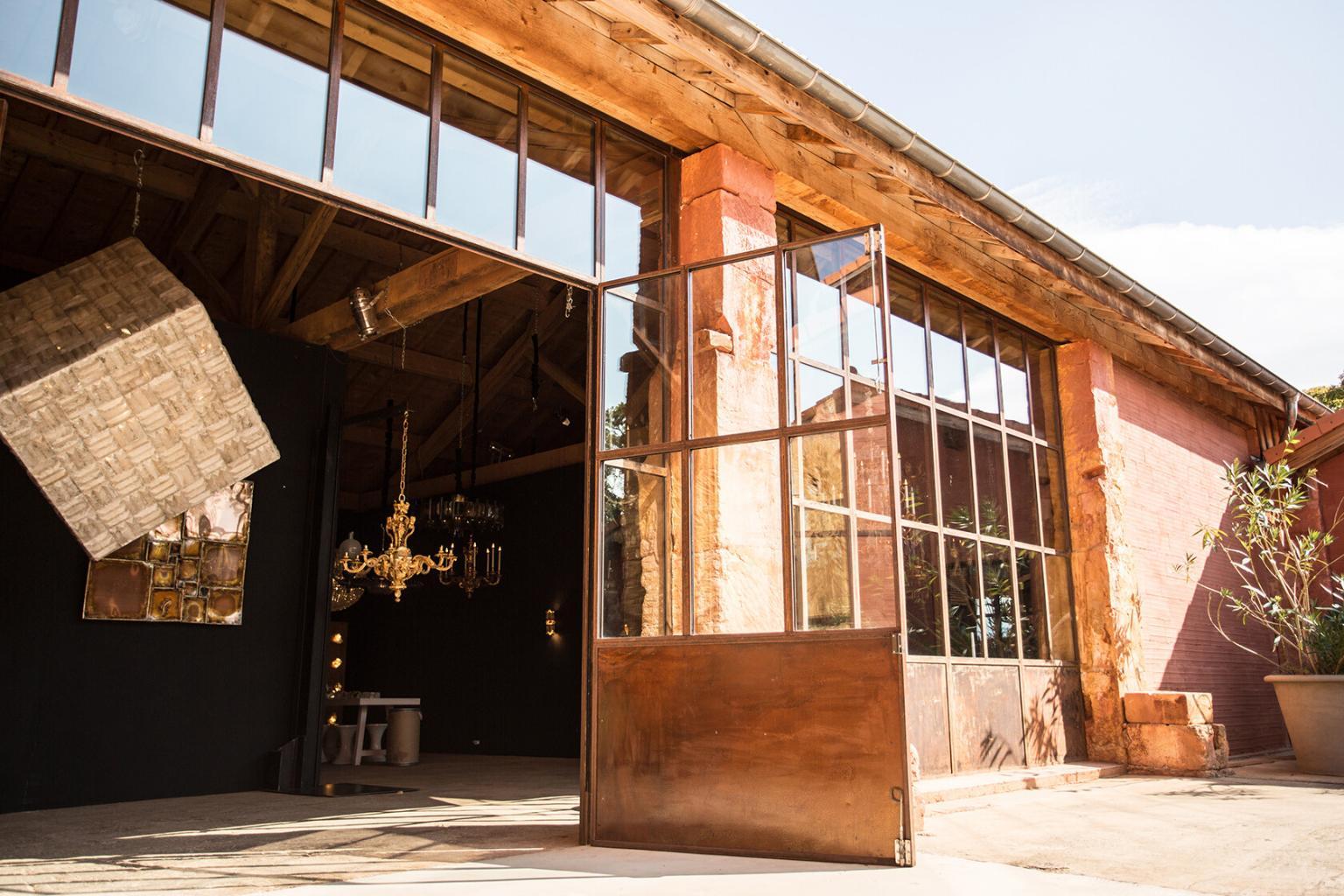 Mathieu Lustrerie Brings Chandeliers to Life in Provence - Perfectly ...