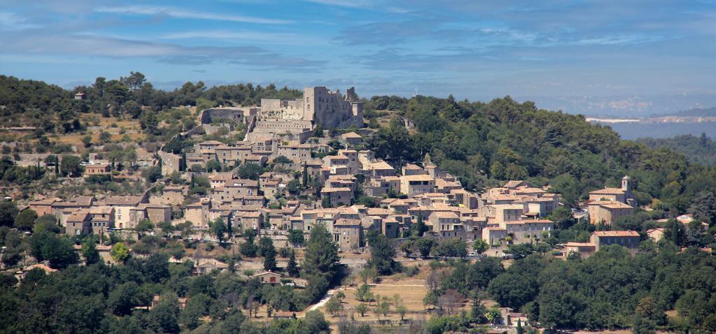 An Easy Biking Route in the Luberon Valley to Try - Perfectly Provence