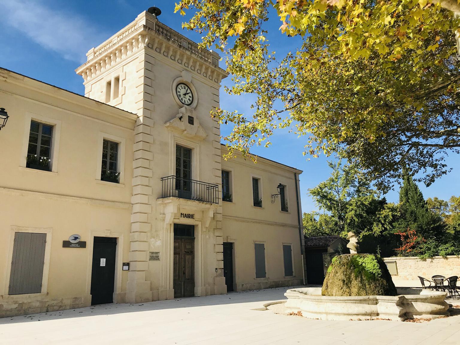 Discover These Authentic Alpilles Villages - Perfectly Provence