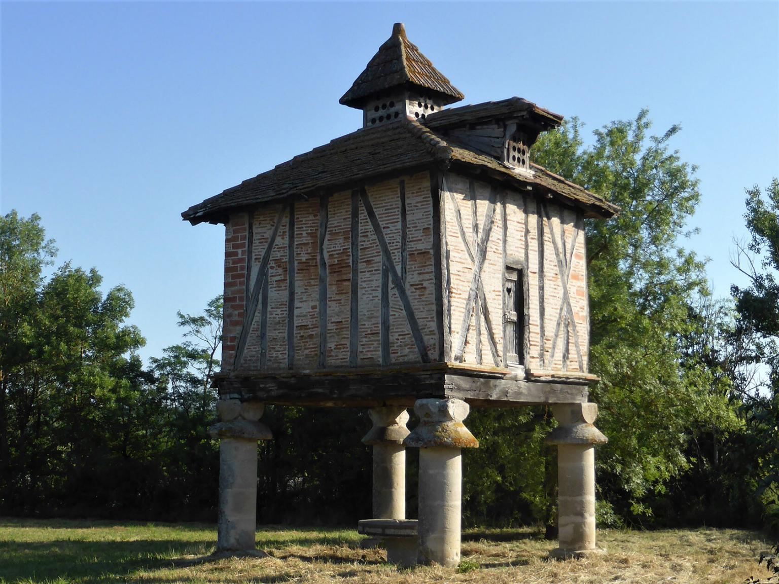 History the Pigeonniers of France in Perspective - Perfectly Provence