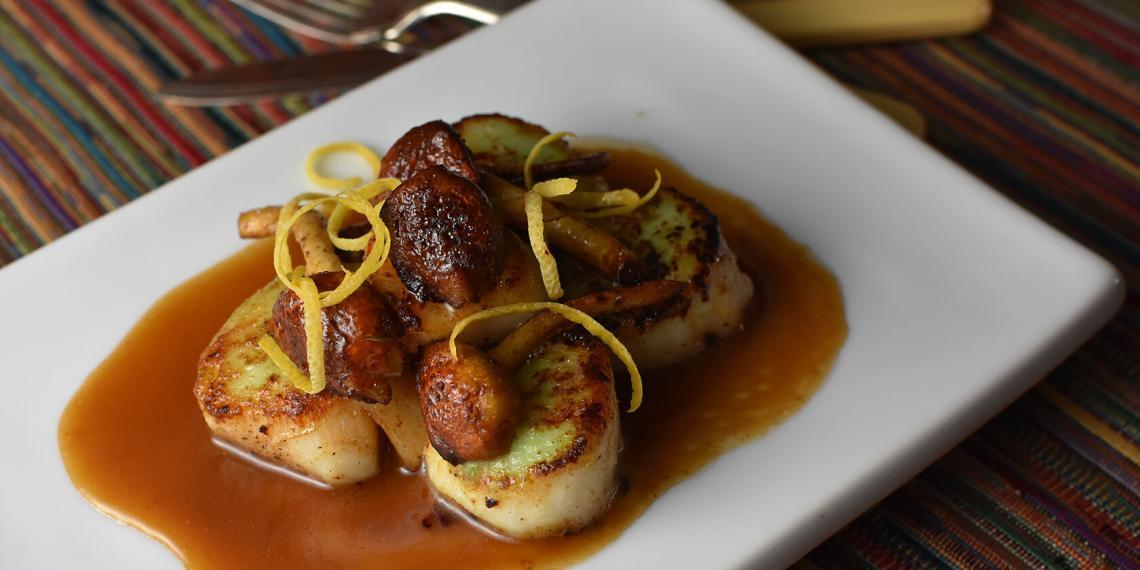 Easy Seafood Seared Scallops with Asian Flavours - Perfectly Provence
