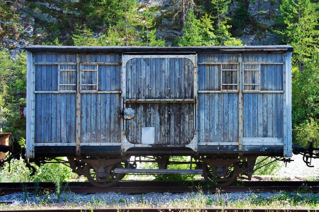 Take the Vintage Steam Train Day Trip in the Southern Alps - Perfectly ...