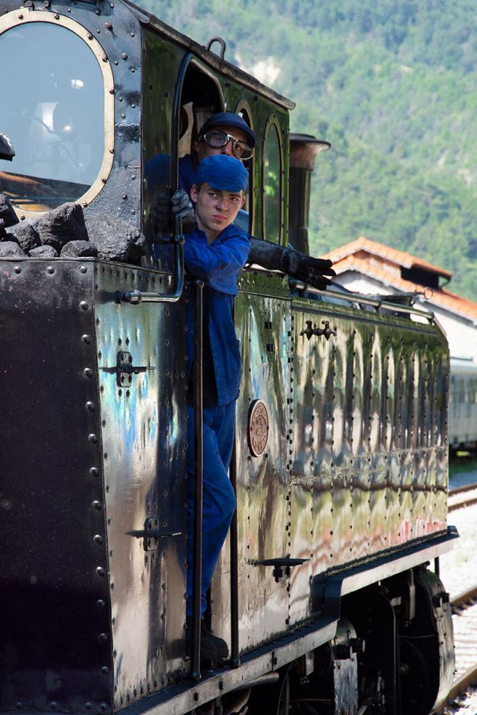 Take the Vintage Steam Train Day Trip in the Southern Alps - Perfectly ...