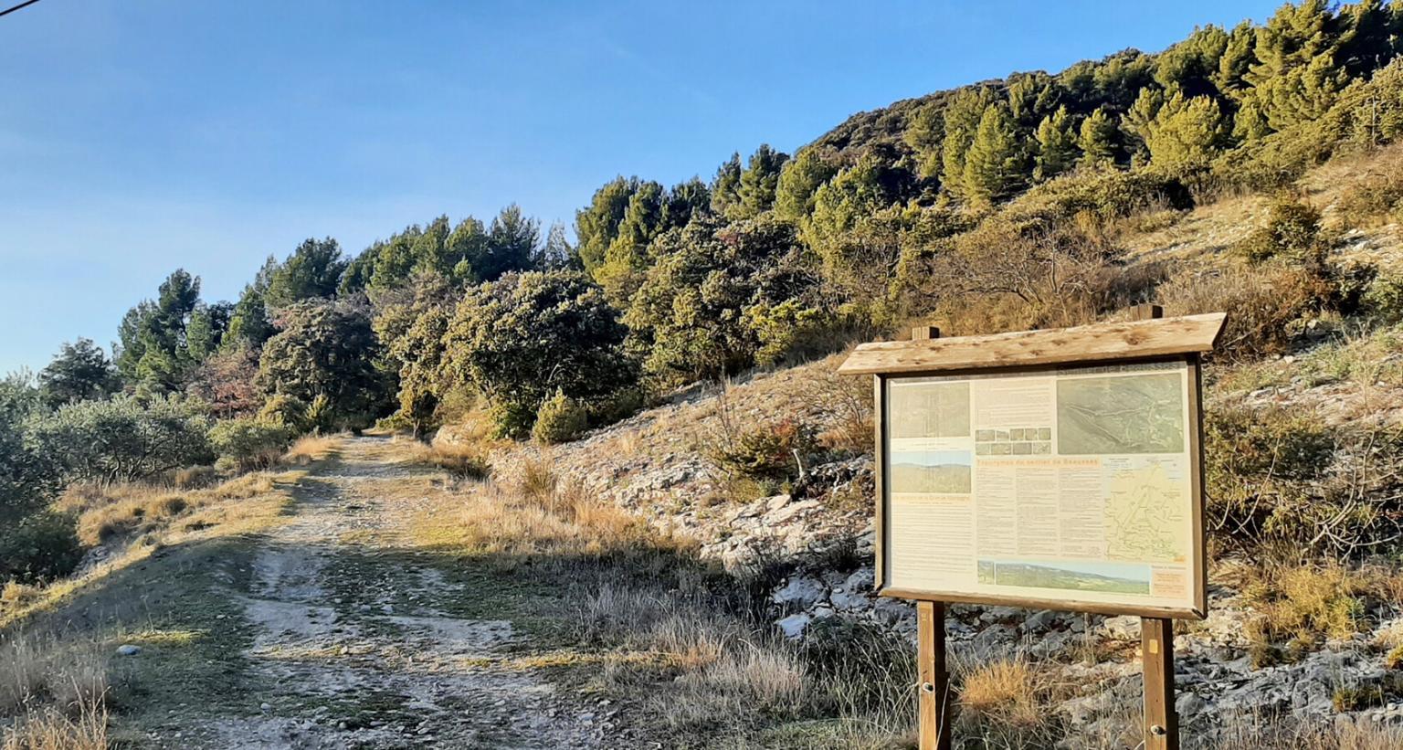 Explore Rustrel, a Charming Village for Your Luberon Itinerary ...