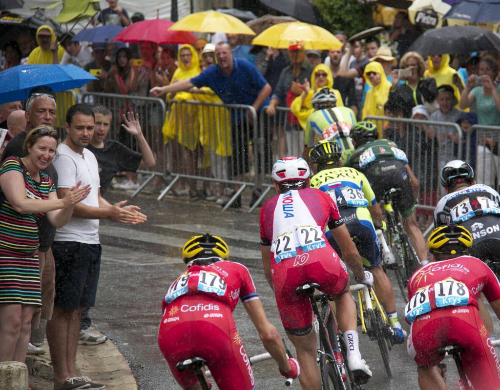 Learn About the Tour de France Bilingual Text with Details - Perfectly ...