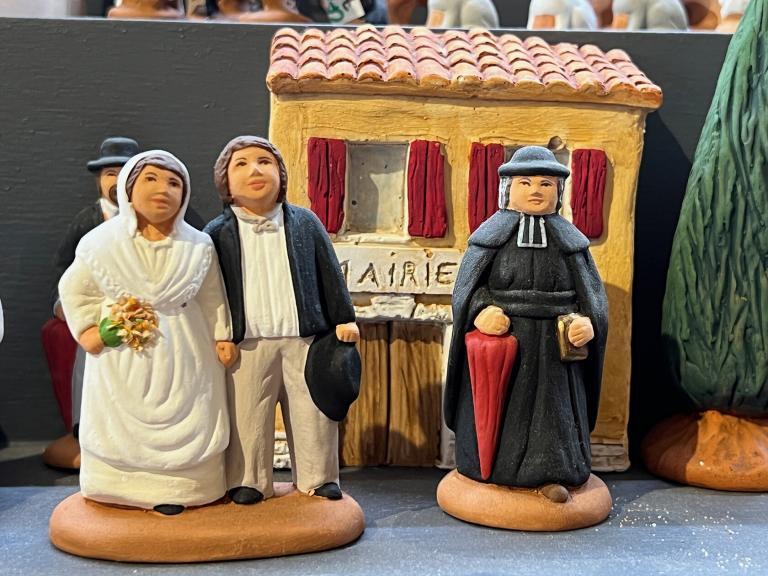 Creating Holiday Magic a Provencal Christmas Creche with Adorable ...