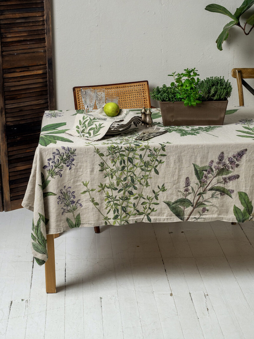 Timeless and Elegant French Linens for Simple Décor - Perfectly Provence