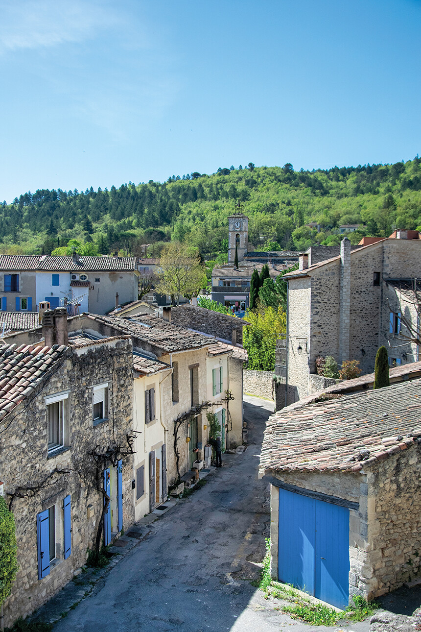 Provençal Villages: Céreste Reasons to Visit and Stay Awhile ...