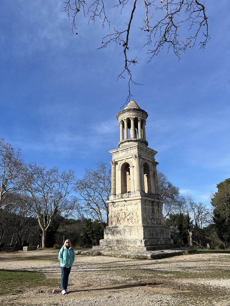 Immersion en Provence : découvrir Glanum et pratiquer le français à ...